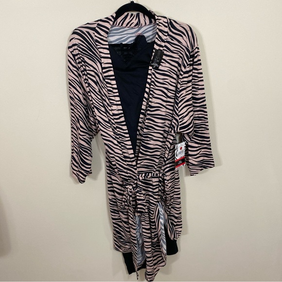 cozy couture | Intimates & Sleepwear | 3 Piece Super Soft Travel Pajama ...